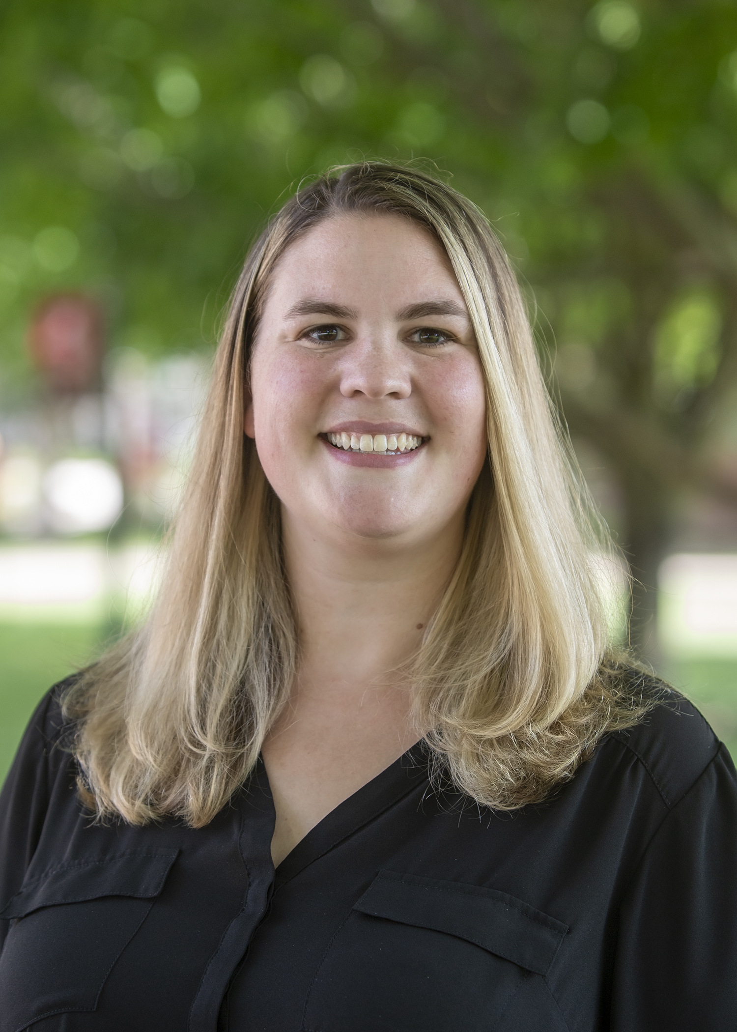 Beth Dixon '10, M'18 | St. Lawrence University