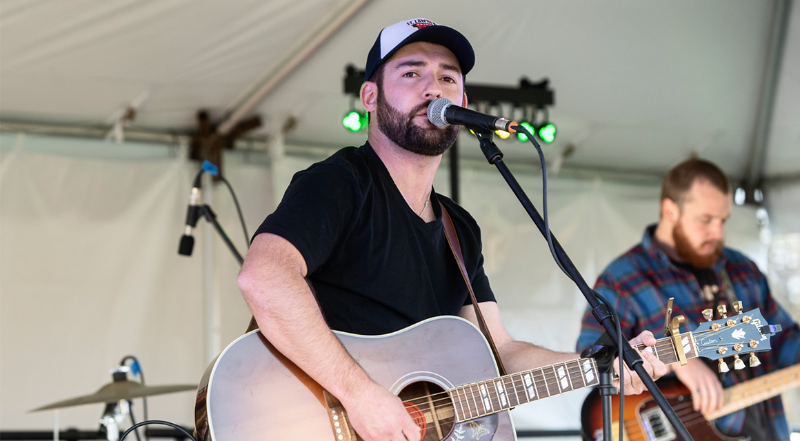 Former Head Men’s Hockey Coach Joe Marsh Inducted into Legends of ...